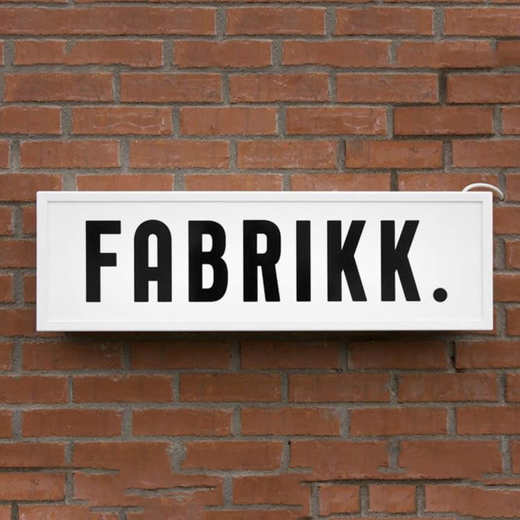 Commercial Building Projecting Light Box Sign Outdoor Illuminated ...